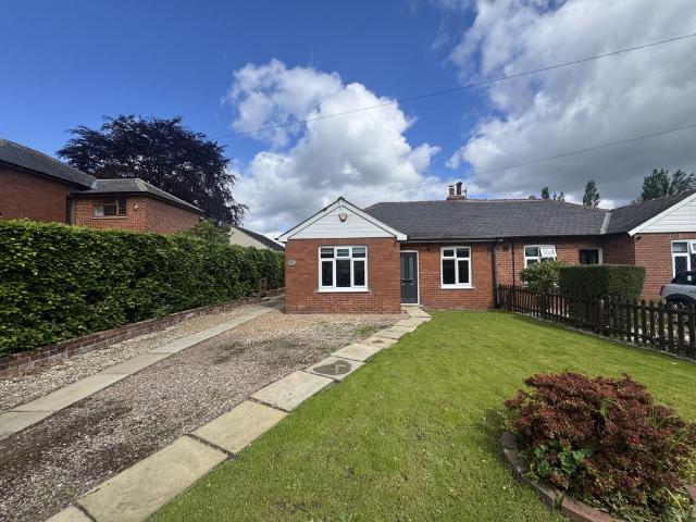 3 bedroom semi detached bungalow to rent