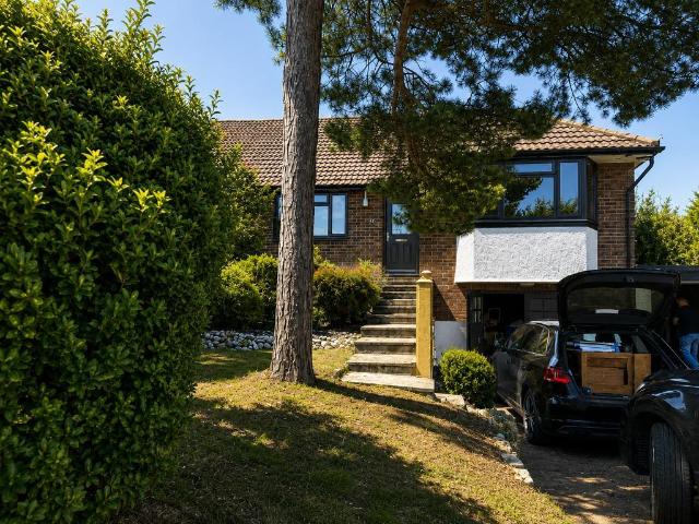 3 Bedroom Semi detached bungalow To Rent