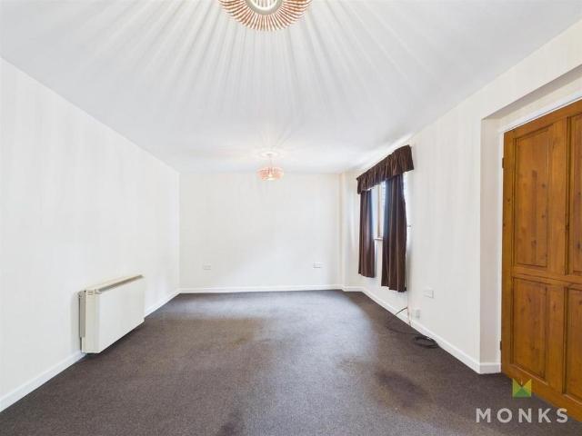 3 bedroom semi detached bungalow to rent