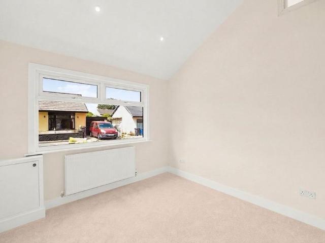 2 bedroom semi detached bungalow to rent
