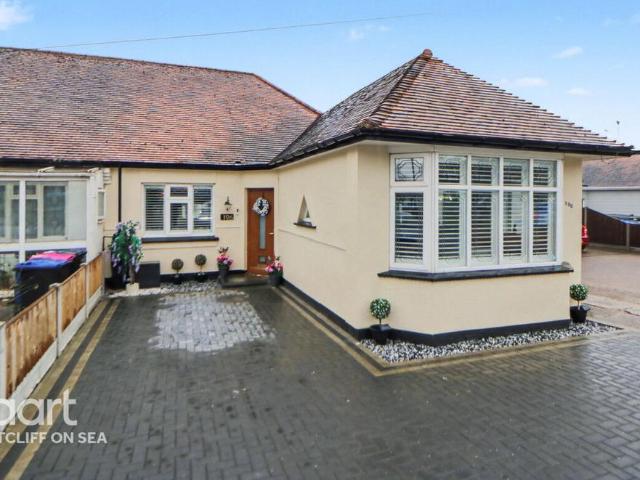 3 bedroom semi detached bungalow for sale