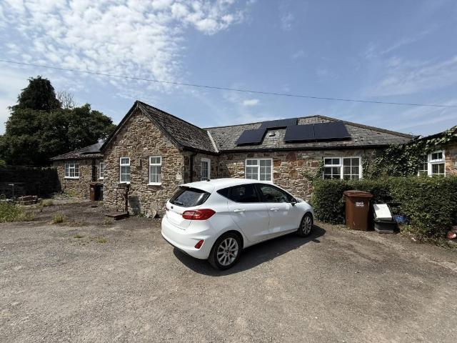 3 bedroom semi detached bungalow for sale