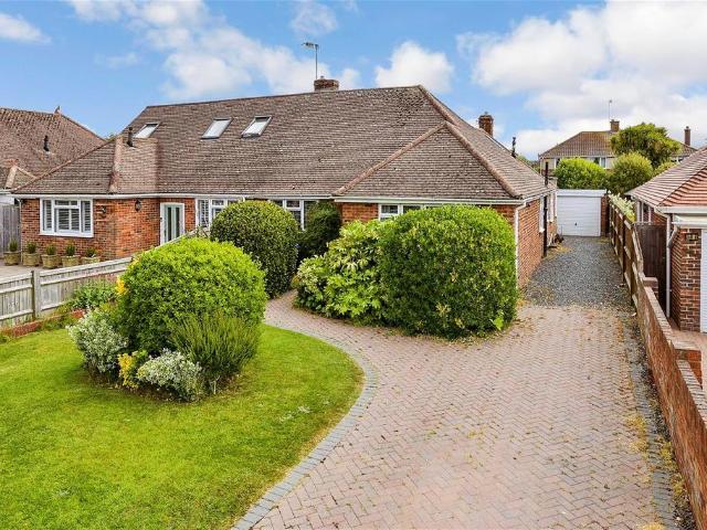 3 bedroom semi detached bungalow for sale