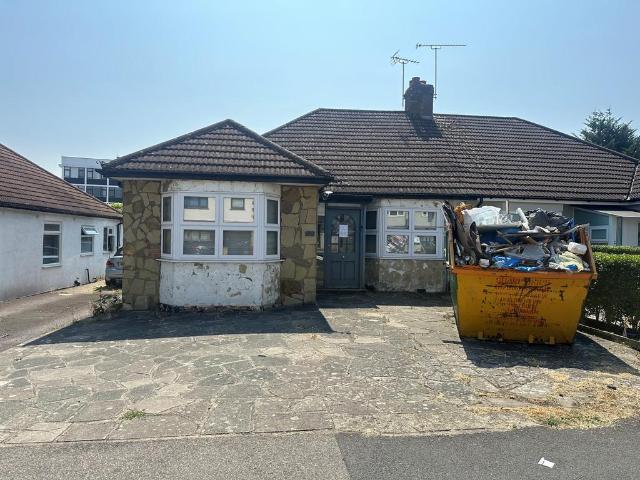 3 bedroom semi detached bungalow for sale