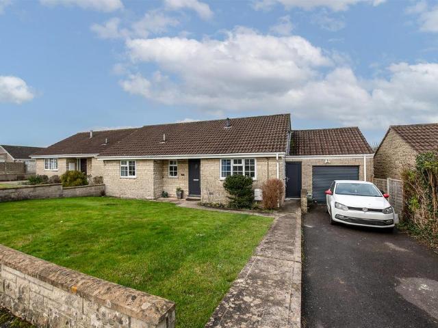 3 bedroom semi detached bungalow for sale