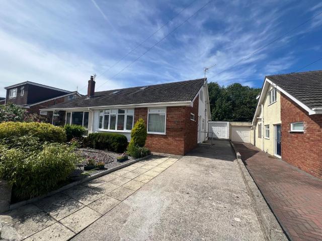 3 bedroom semi detached bungalow for sale