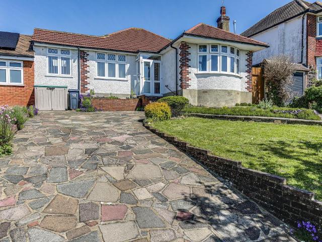 3 bedroom semi detached bungalow for sale