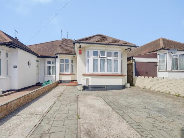 3 bedroom semi detached bungalow for sale