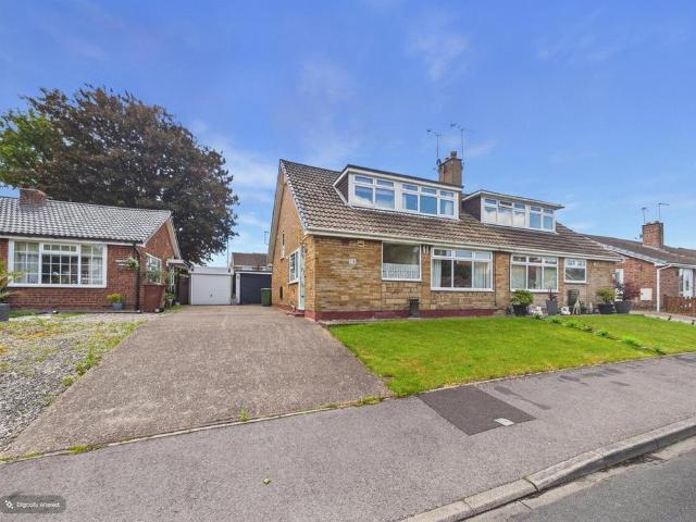 3 bedroom semi detached bungalow for sale
