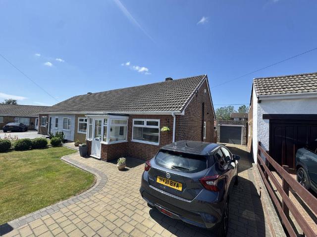 3 bedroom semi detached bungalow for sale