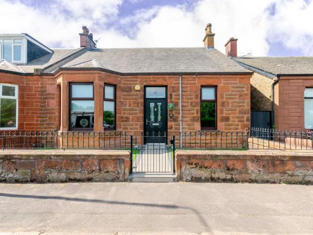 3 bedroom semi detached bungalow for sale