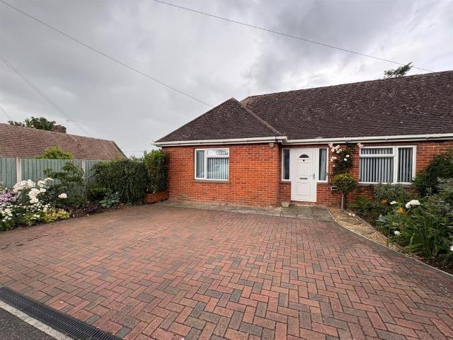 3 bedroom semi detached bungalow for sale