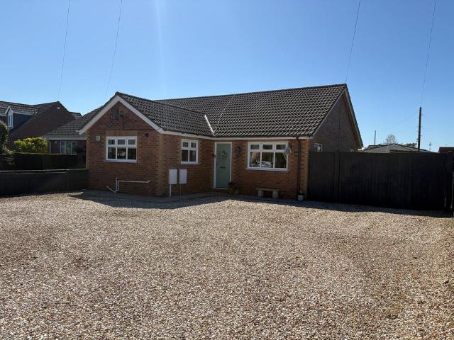 3 bedroom semi detached bungalow for sale