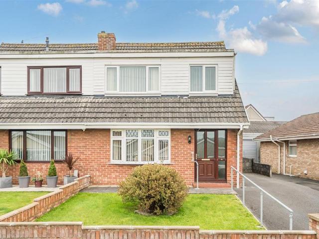 3 bedroom semi detached bungalow for sale