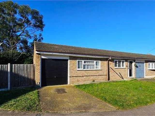 3 bedroom semi detached bungalow for sale
