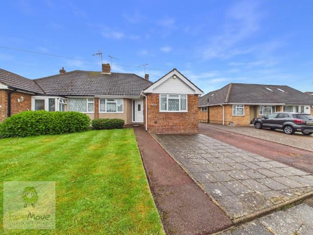 3 bedroom semi detached bungalow for sale