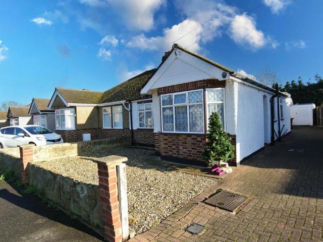 3 bedroom semi detached bungalow for sale