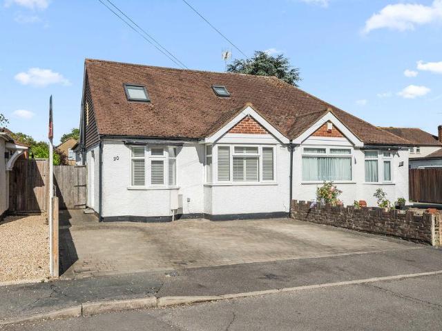 3 bedroom semi detached bungalow for sale