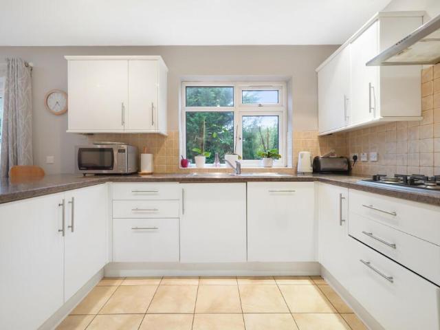 3 bedroom semi detached bungalow for sale