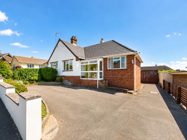 3 bedroom semi detached bungalow for sale