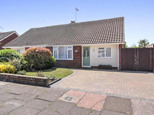 3 bedroom semi detached bungalow for sale