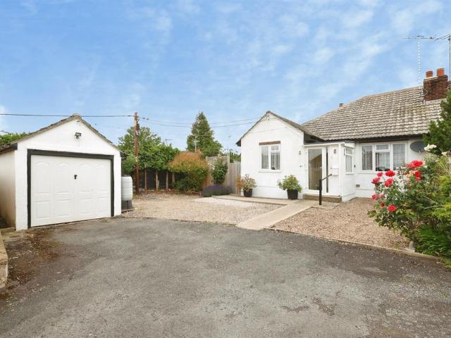 3 bedroom semi detached bungalow for sale