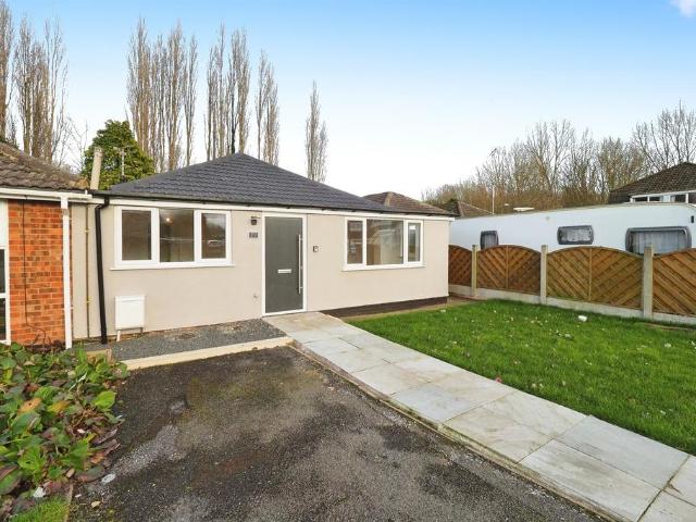 3 bedroom semi detached bungalow for sale
