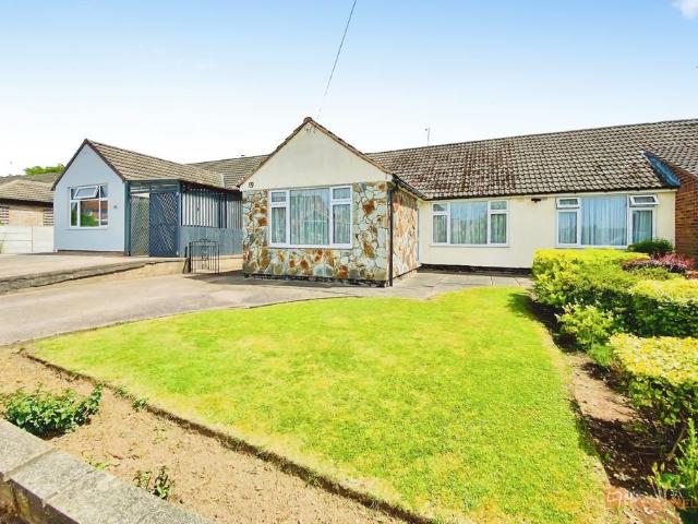 3 bedroom semi detached bungalow for sale