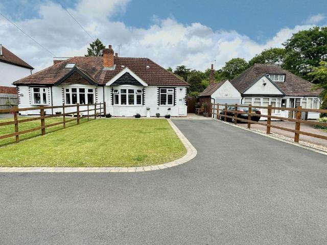 3 bedroom semi detached bungalow for sale