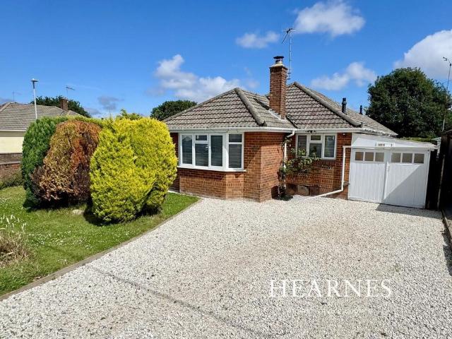 3 bedroom semi detached bungalow for sale
