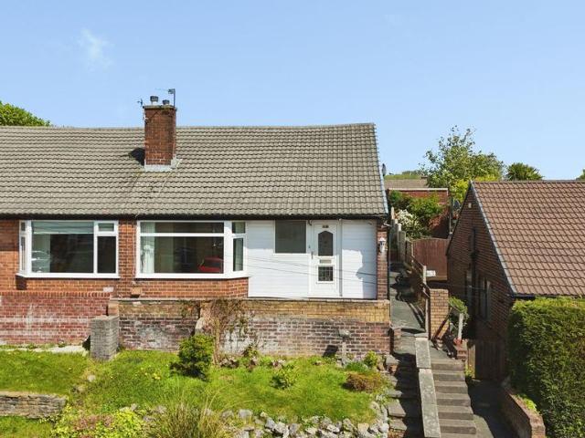 3 bedroom semi detached bungalow for sale