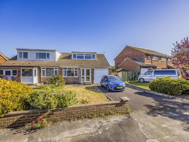 3 bedroom semi detached bungalow for sale