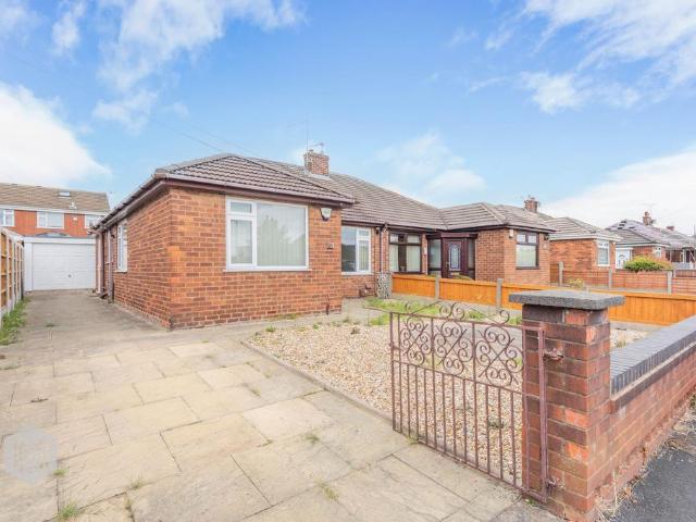 3 bedroom semi detached bungalow for sale