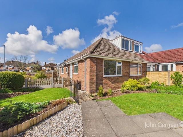 3 bedroom semi detached bungalow for sale