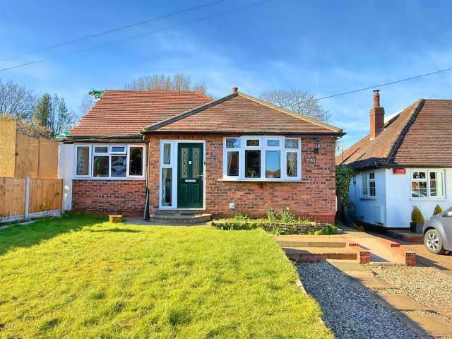 3 bedroom semi detached bungalow for sale