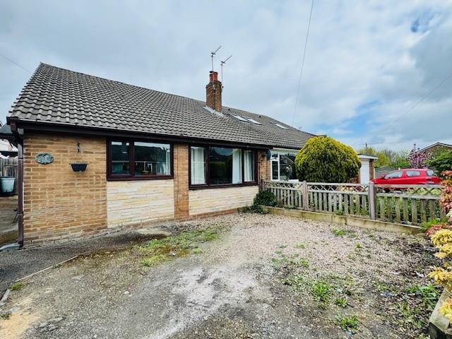 3 bedroom semi detached bungalow for sale