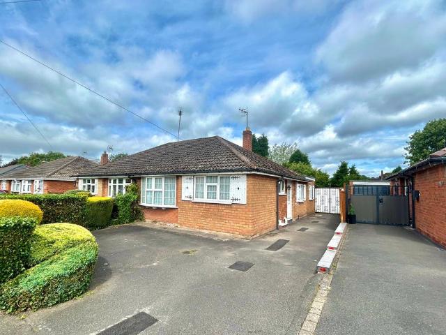 3 bedroom semi detached bungalow for sale