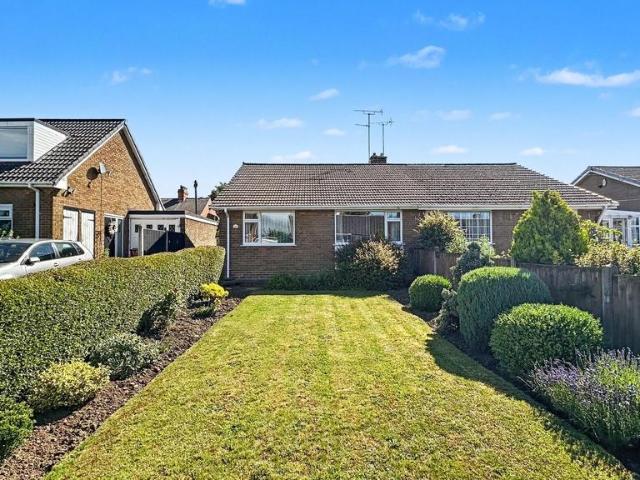3 bedroom semi detached bungalow for sale