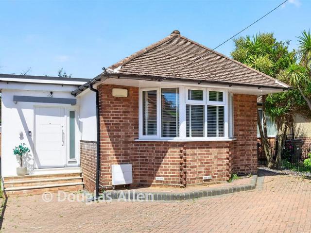 3 bedroom semi detached bungalow for sale