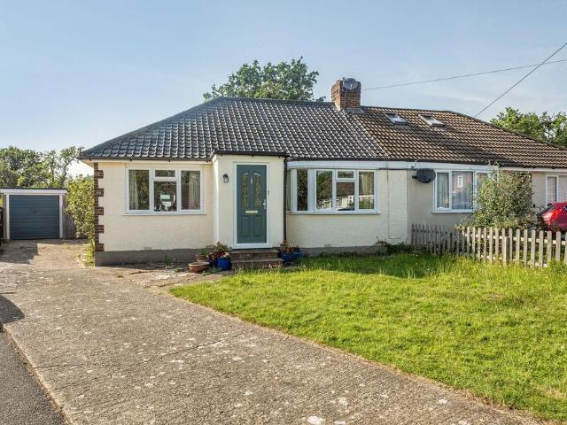 3 bedroom semi detached bungalow for sale