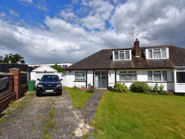 3 bedroom semi detached bungalow for sale