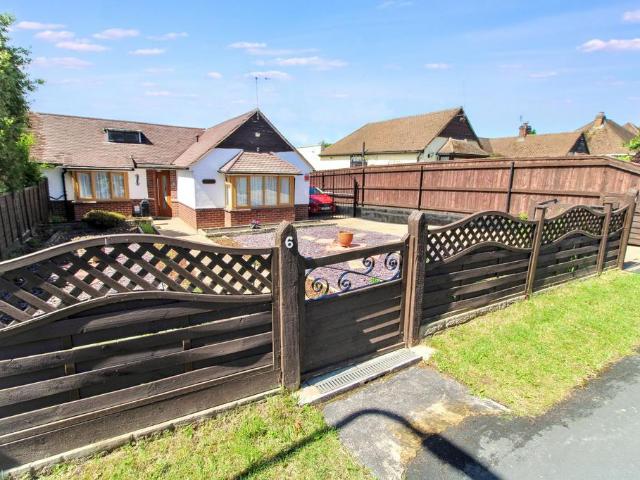 3 bedroom semi detached bungalow for sale