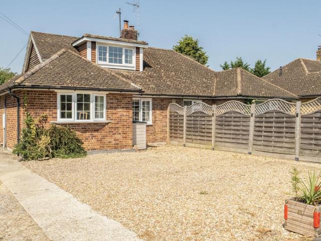 3 bedroom semi detached bungalow for sale