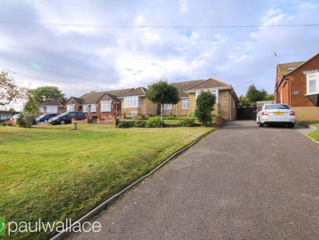3 bedroom semi detached bungalow for sale