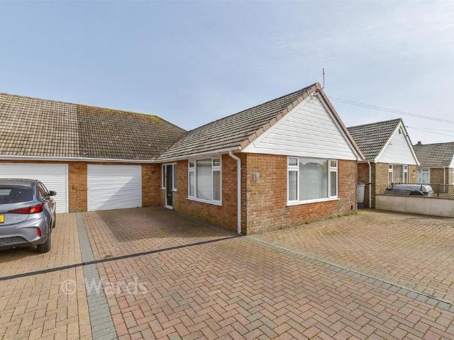 3 bedroom semi detached bungalow for sale