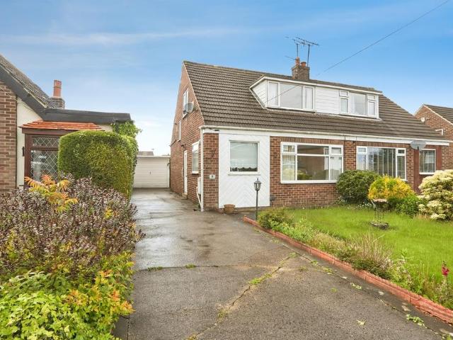 3 bedroom semi detached bungalow for sale