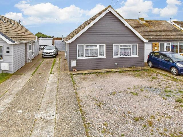 3 bedroom semi detached bungalow for sale