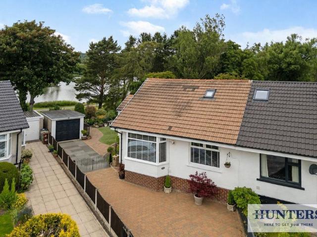 3 bedroom semi detached bungalow for sale