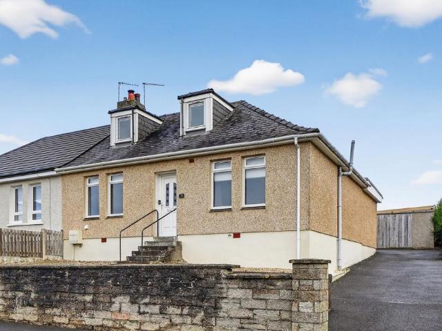 3 bedroom semi detached bungalow for sale