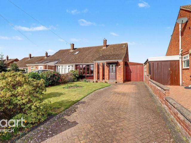 3 bedroom semi detached bungalow for sale